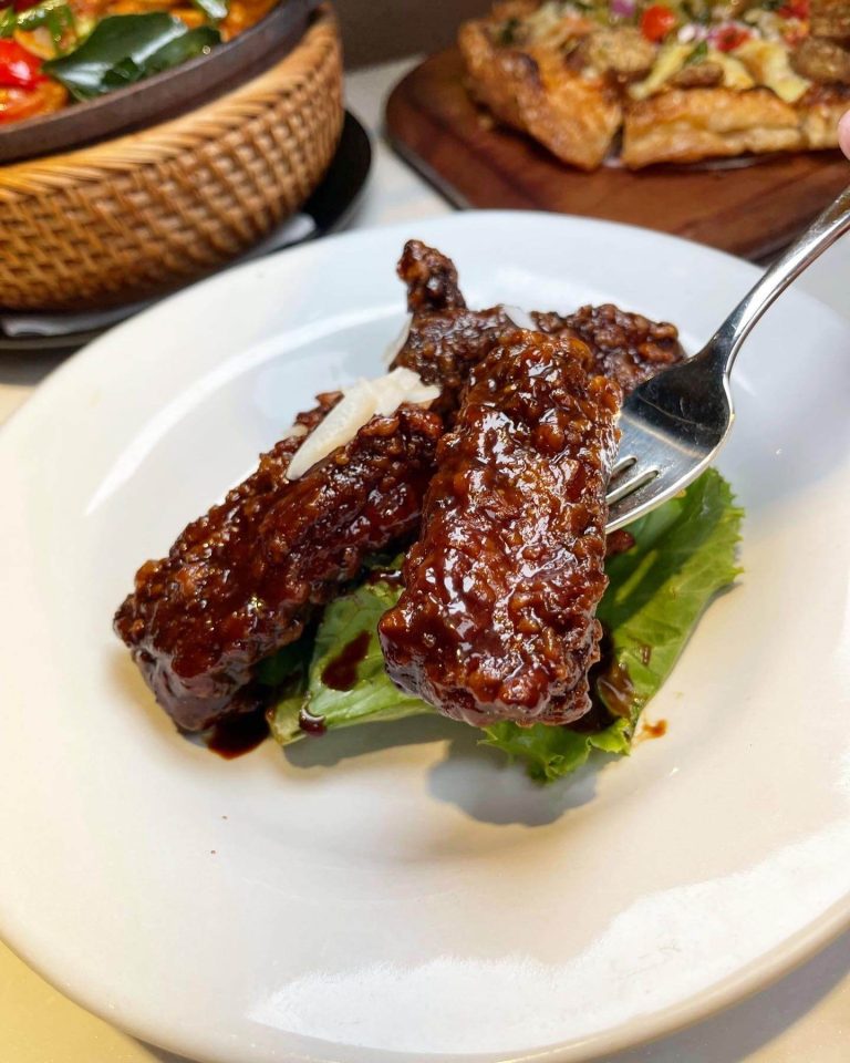 瓦城的新品牌YABI KITCHEN！讓你在這邊嚐遍美味南洋各國料理